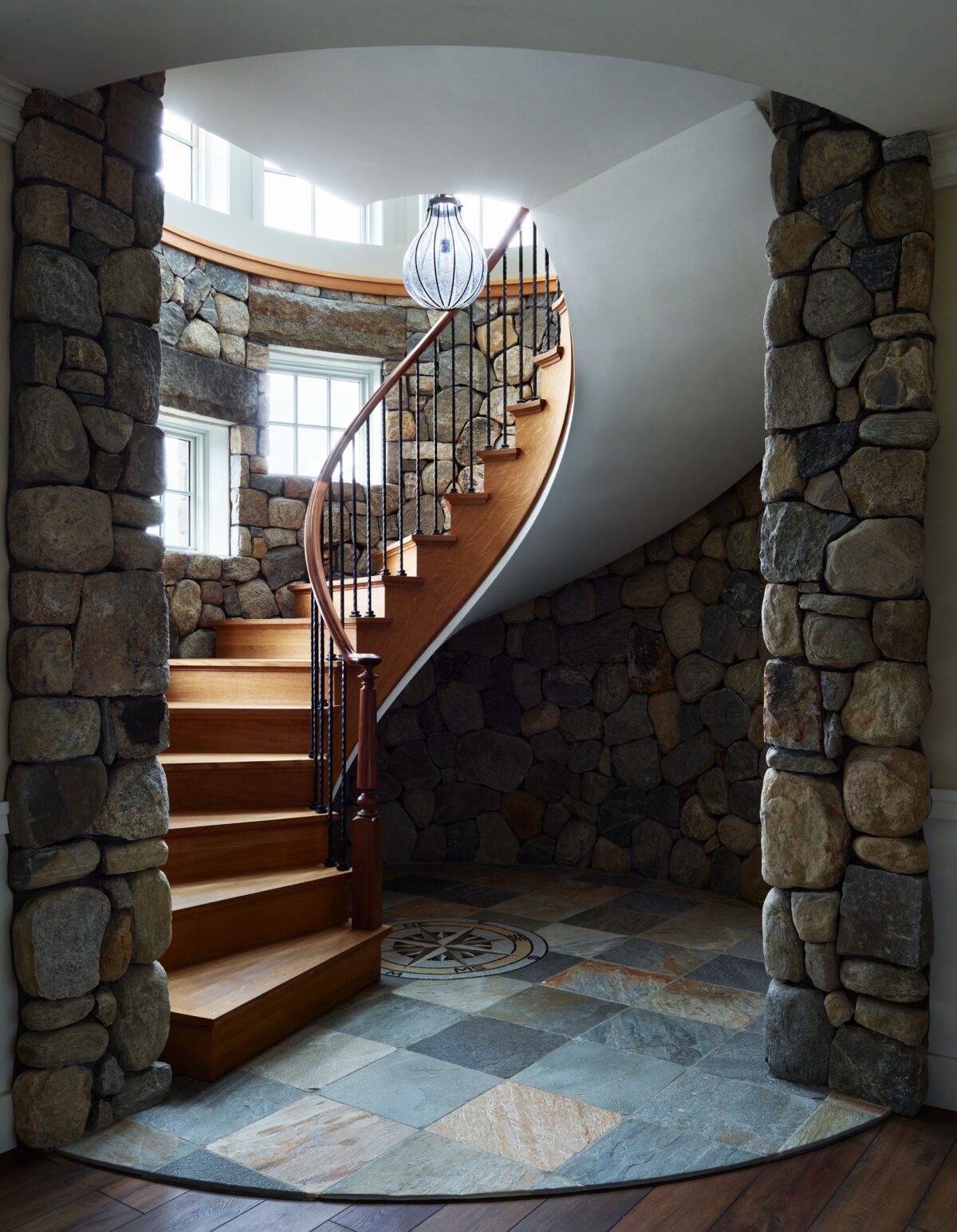 Pine Point House - Modern Heritage